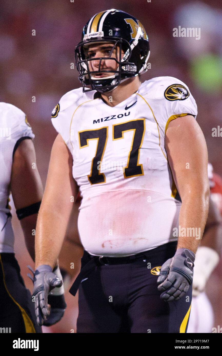 24 September 2011: Dan Hoch (77) during the University of Oklahoma ...