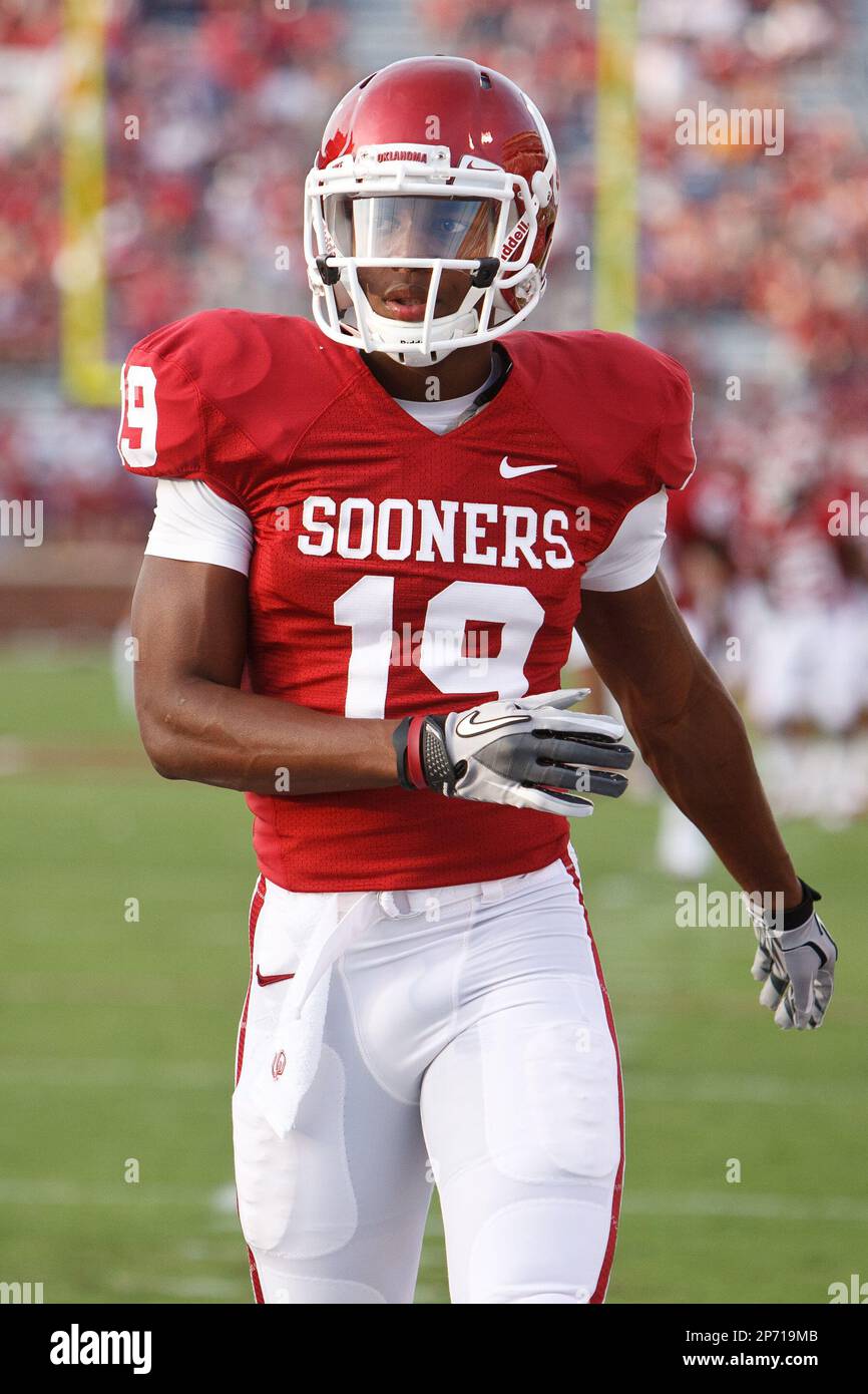 24 September 2011: Jesse Bell (19) during the University of Oklahoma ...