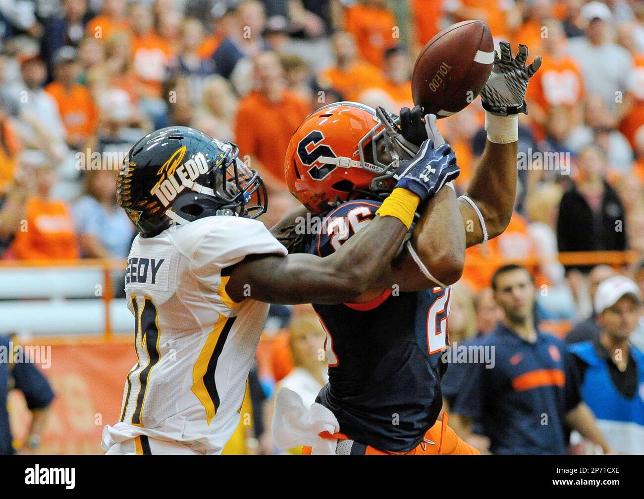 September 24, 2011: Syracuse Orange cornerback Kevyn Scott (26 ...