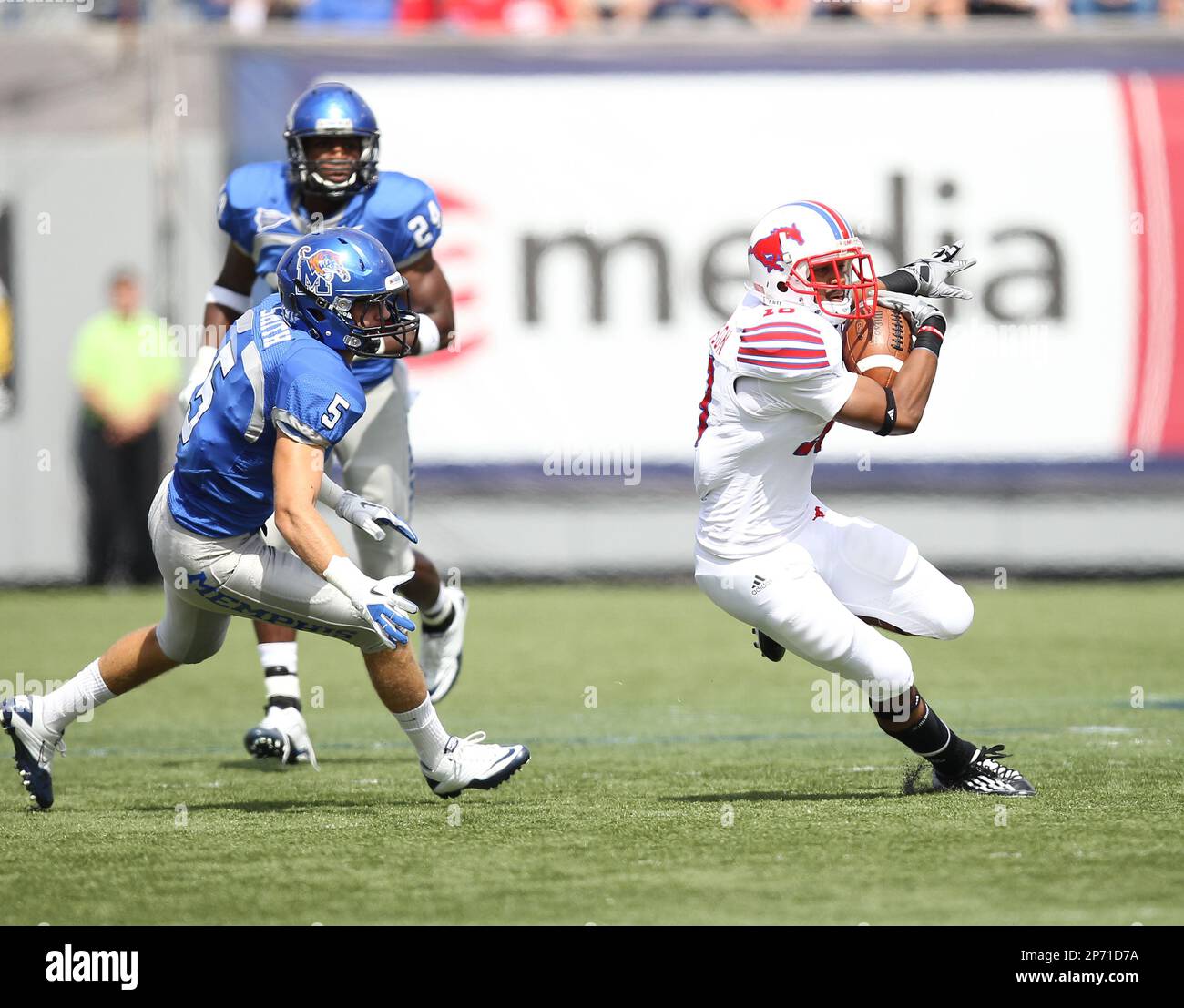 September 24, 2011: Southern Methodist Mustangs wide receiver Terrance ...