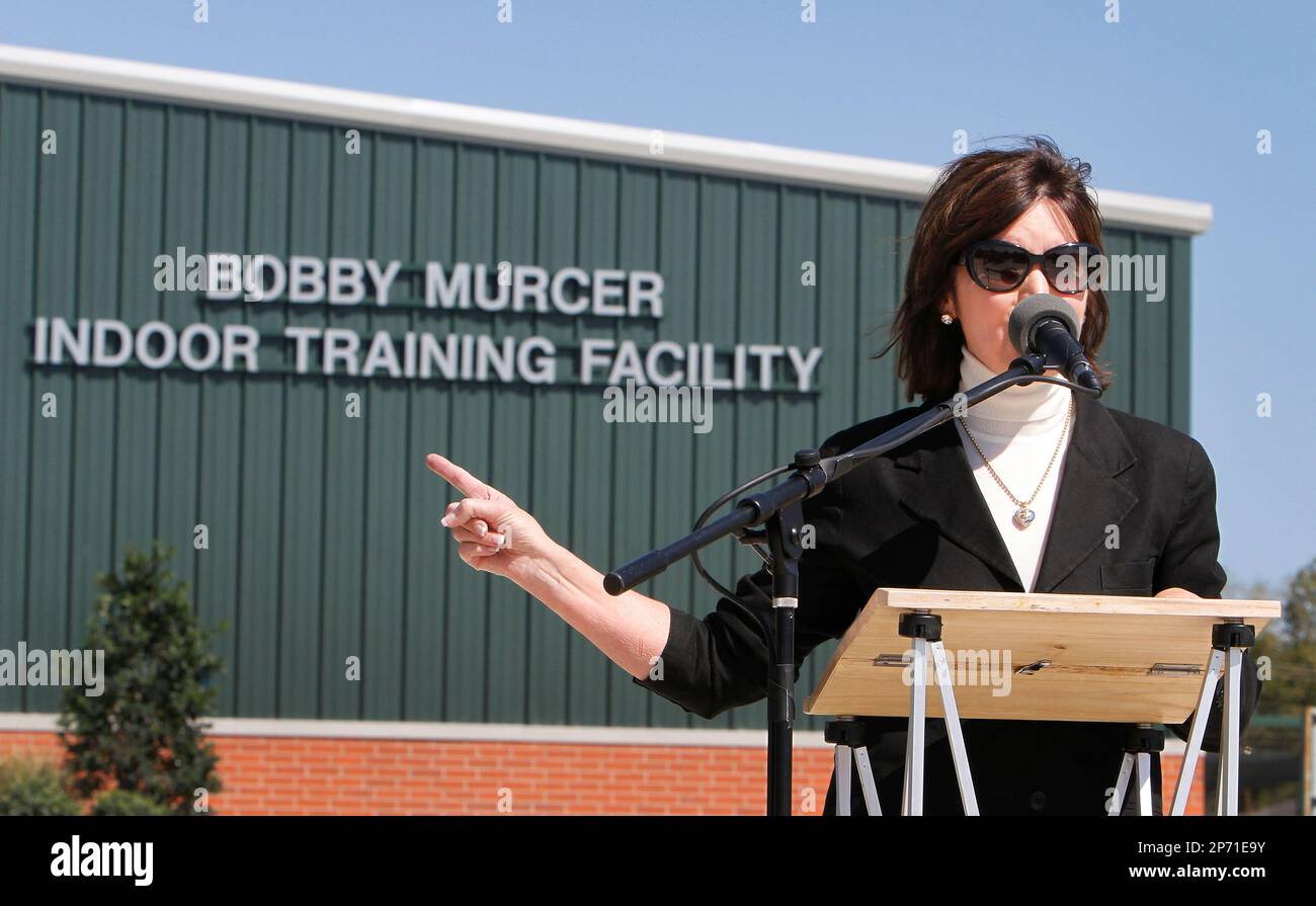 Kay Murcer speaks at the dedication of the new Bobby Murcer Indoor ...