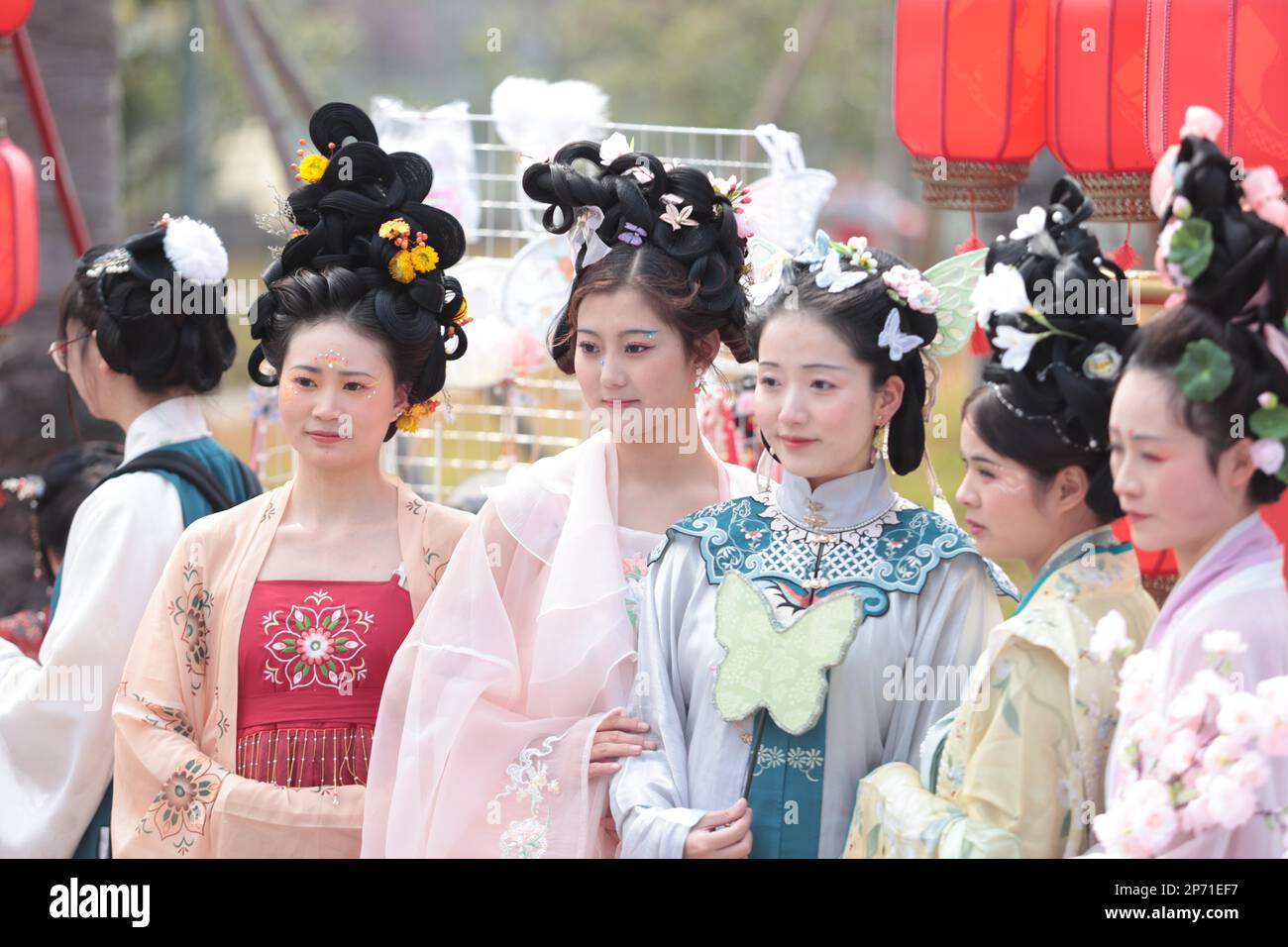 People wear hanfu at the 8th Flower Festival in Kunming City, southwest ...