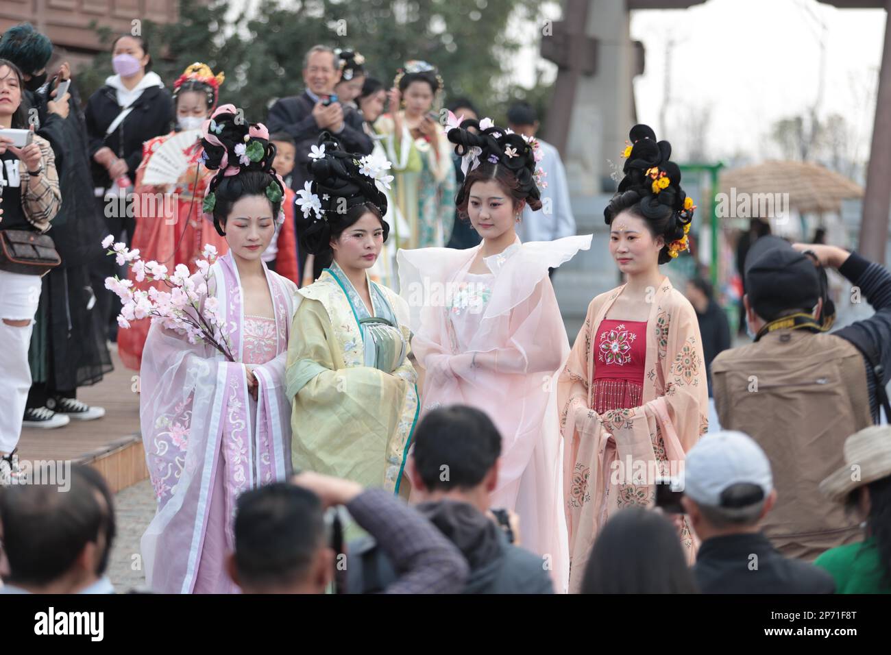 People wear hanfu at the 8th Flower Festival in Kunming City, southwest ...