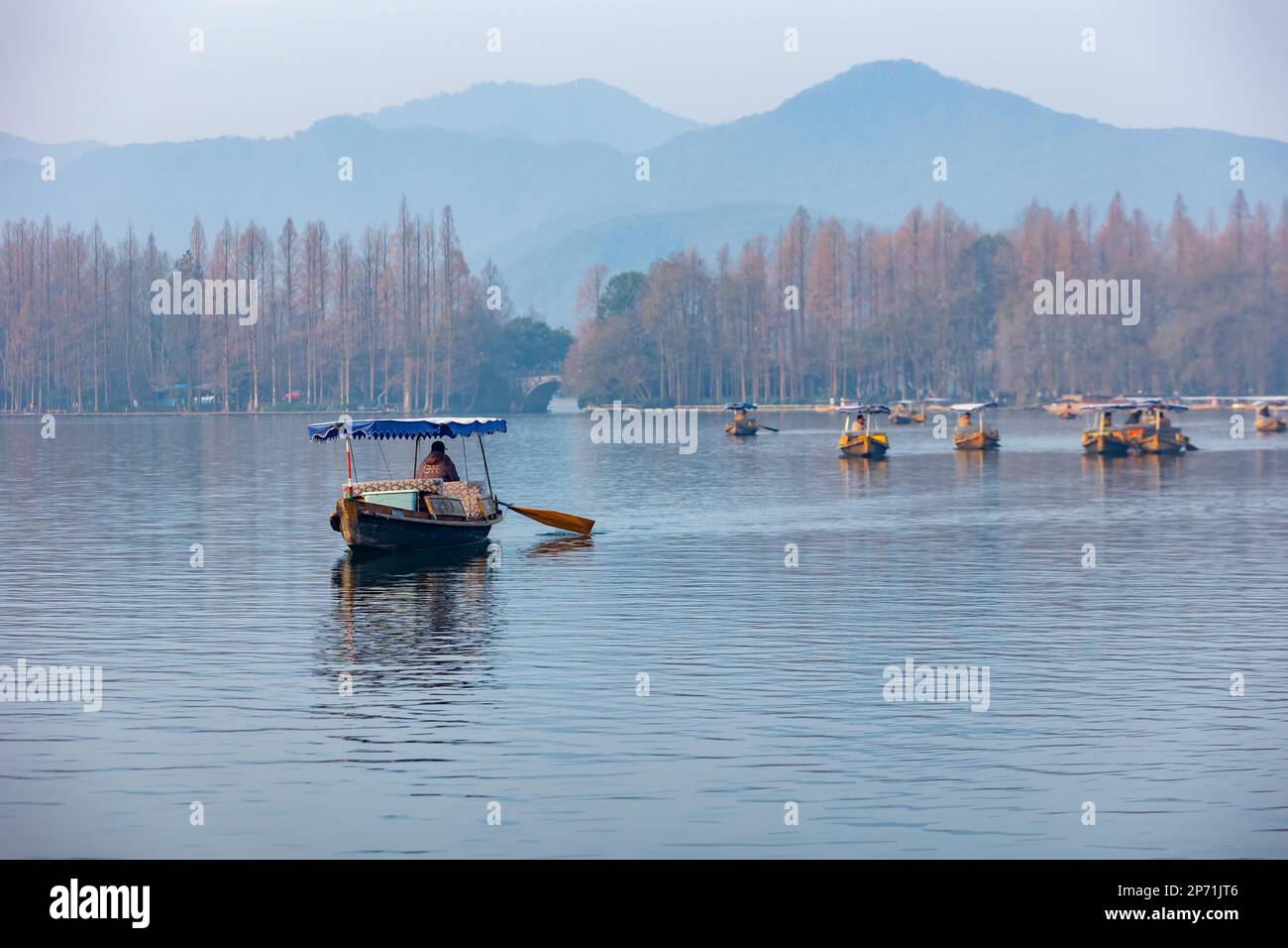 Beautiful spring scenery of the West Lake scenic area attract many ...