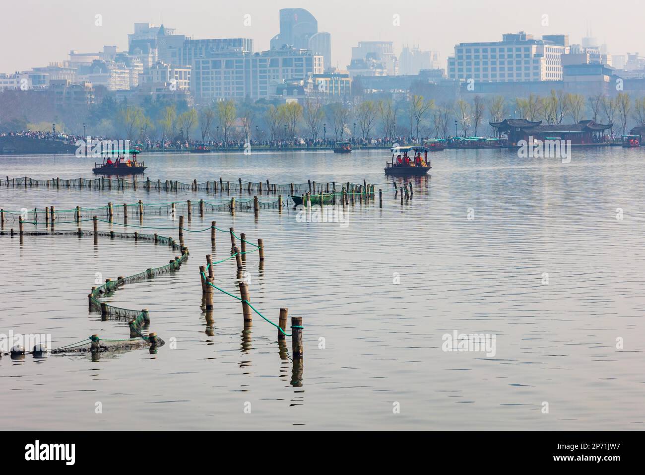 Beautiful spring scenery of the West Lake scenic area attract many ...