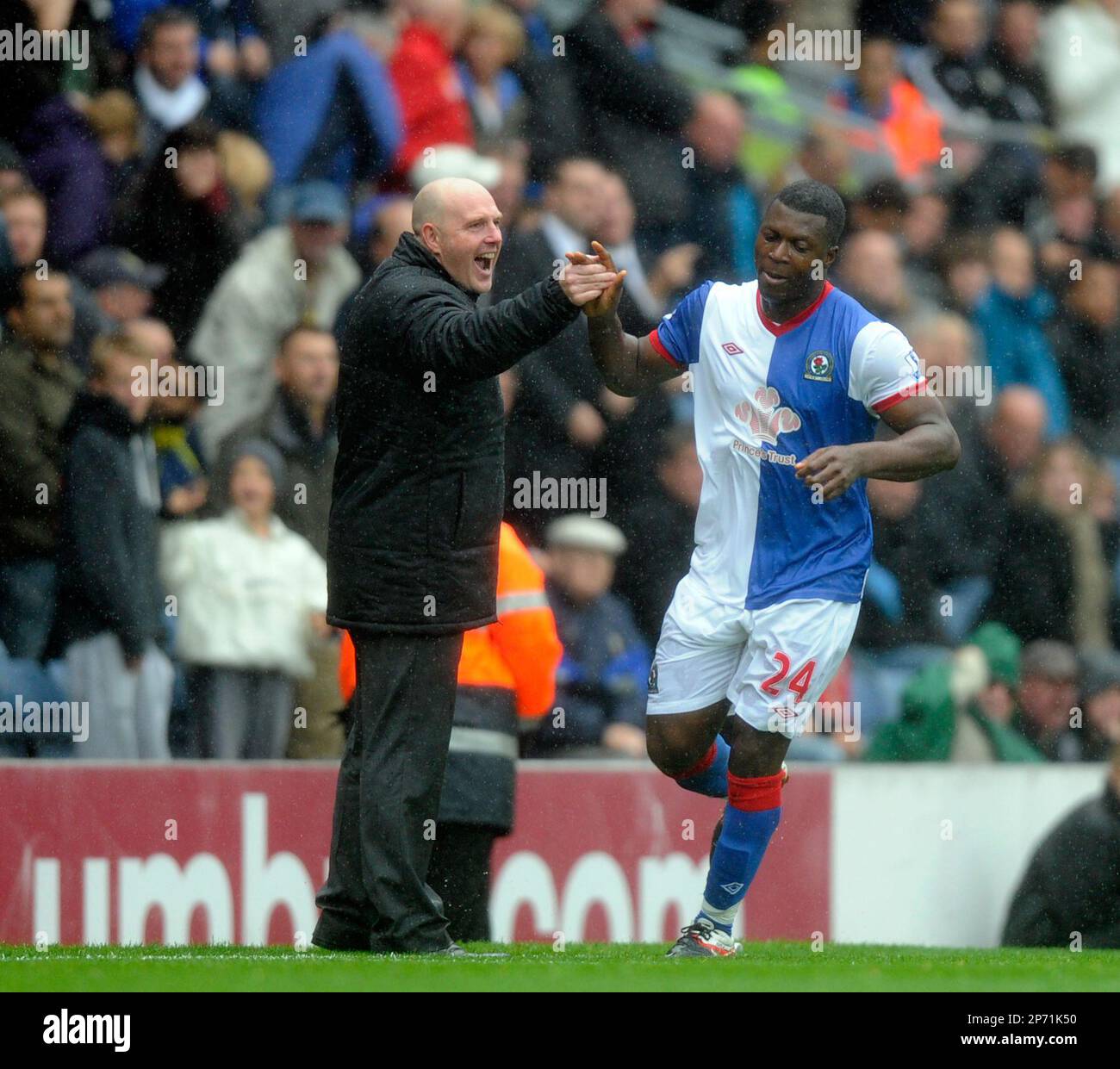 Steve Kean manager of Blackburn Rovers celebrates with Yakubu after he ...