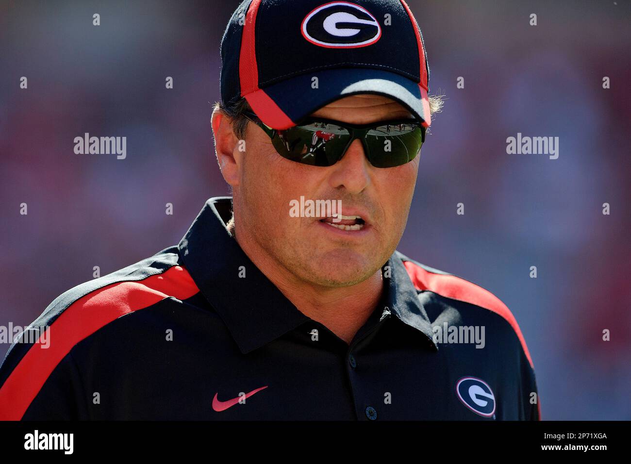 Georgia Bulldogs defensive coordinator Todd Grantham looks on prior to ...