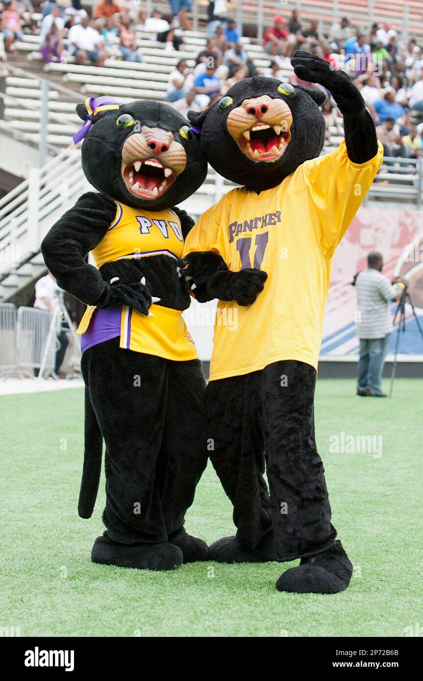 September 4, 2011: Prairie View A&M mascots during first half NCAA ...