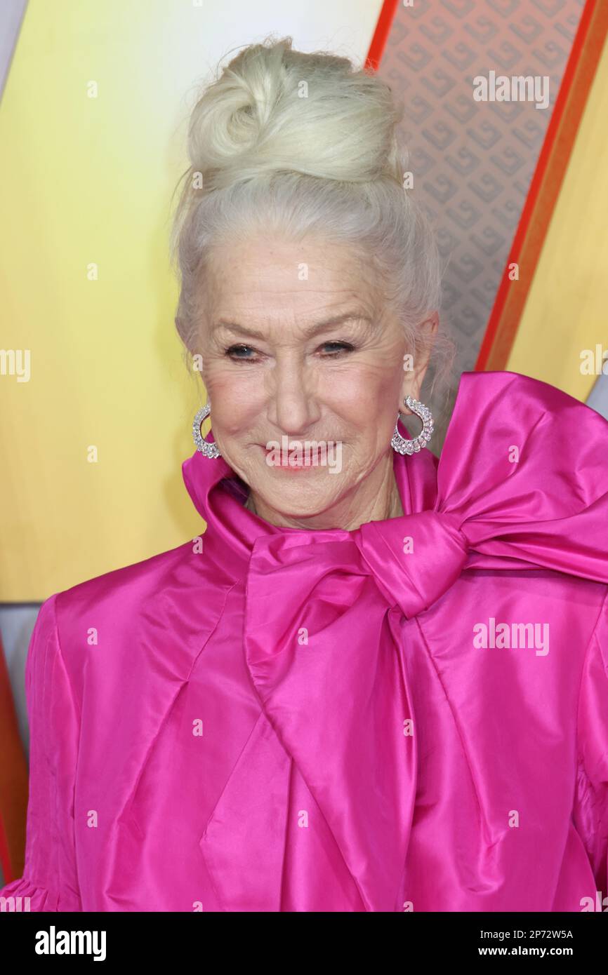 Helen mirren not smiling 2023 hi-res stock photography and images - Alamy