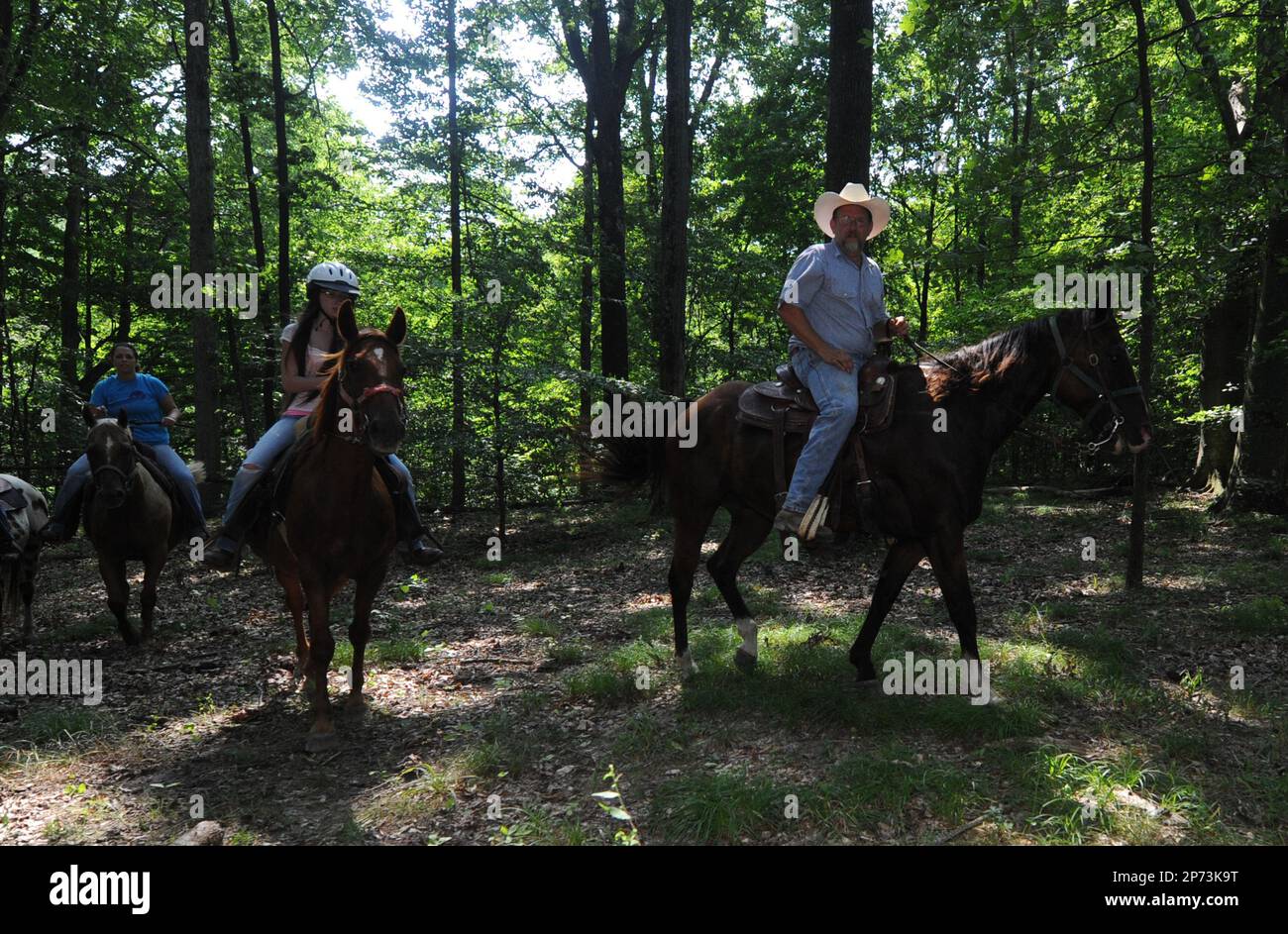 ADVANCED FOR USE SUNDAY, AUG. 14 AND THEREAFTER From right, Jeff Snyder ...