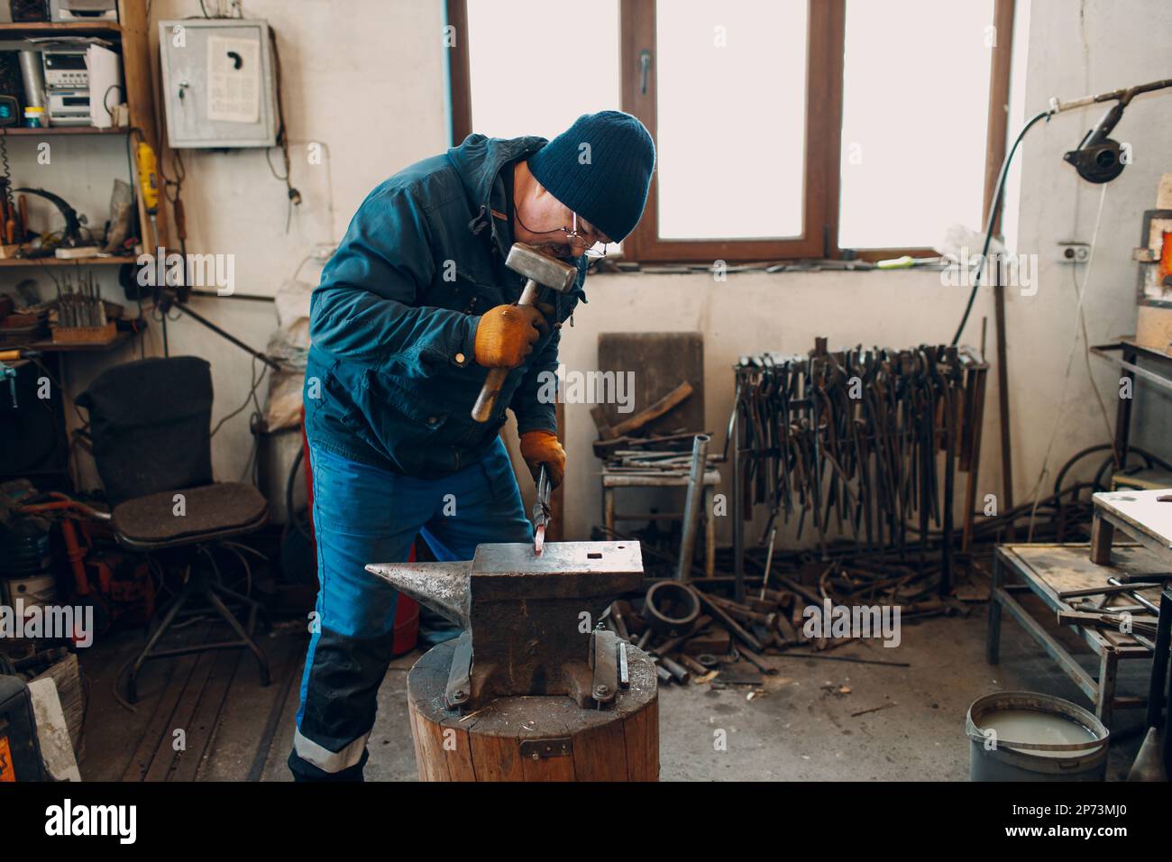 Smith makes product hi-res stock photography and images - Alamy