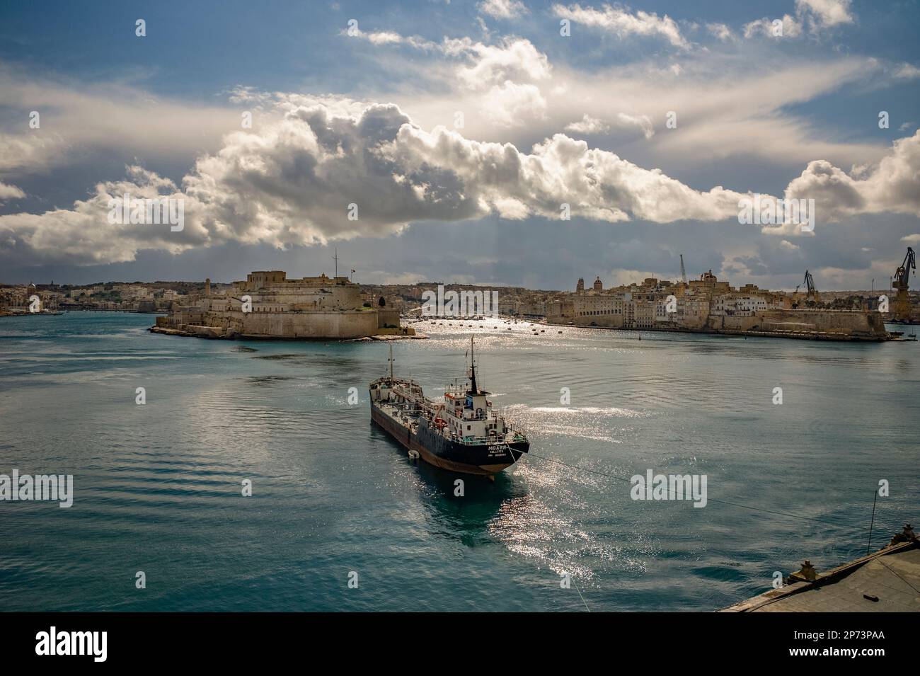 Moored ship, Valletta harbour, Malta Stock Photo - Alamy