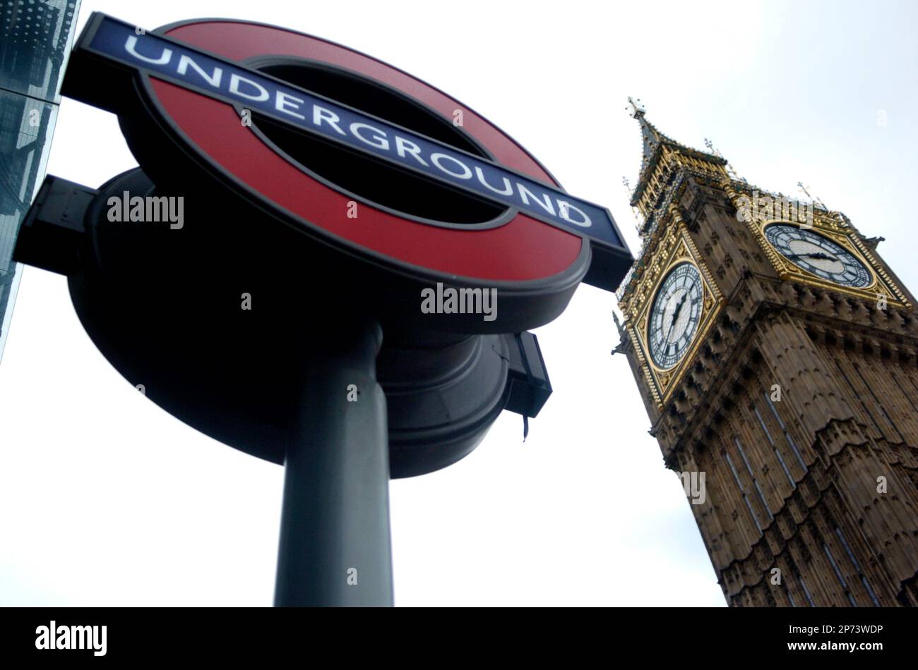 An underground sign outside Westminster underground station by the Big ...