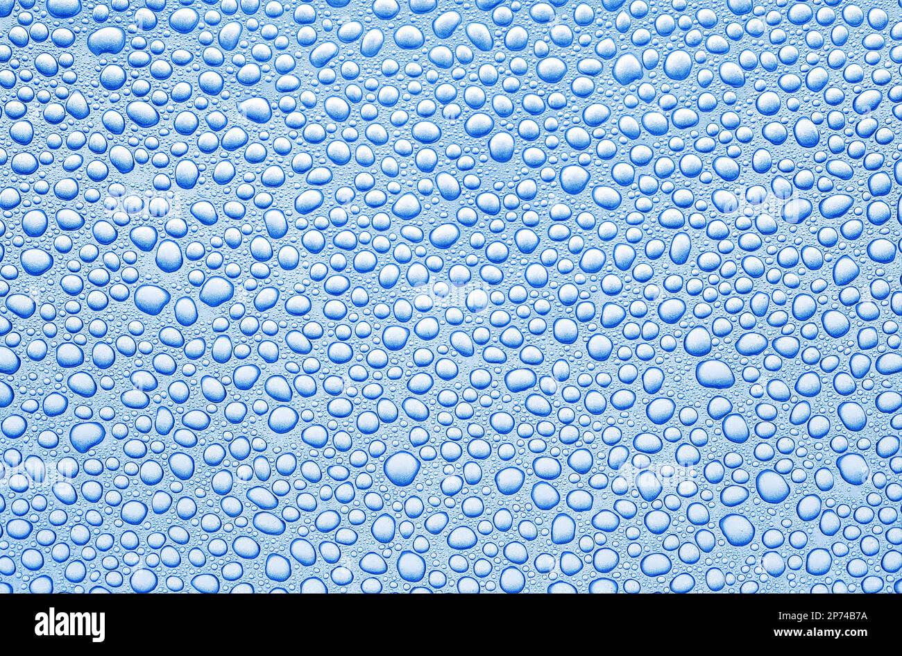 Pure blue water background hi-res stock photography and images - Alamy