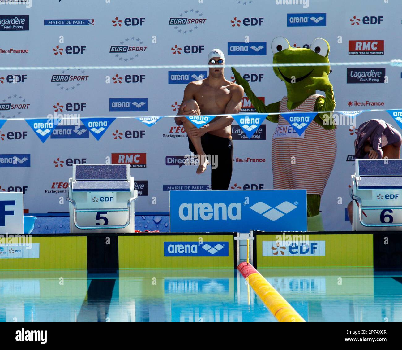 Matthew Grevers, of the USA, prepares for the start of the mens 50 ...