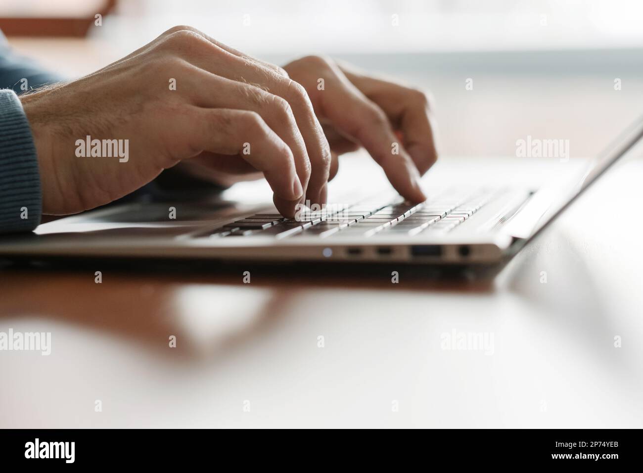 Keyboard exercises hi-res stock photography and images - Alamy