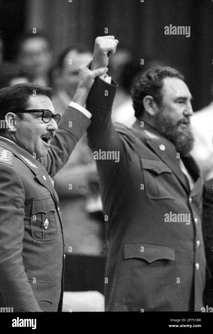 Cuban leader Fidel Castro, right, and his brother, minister of the ...