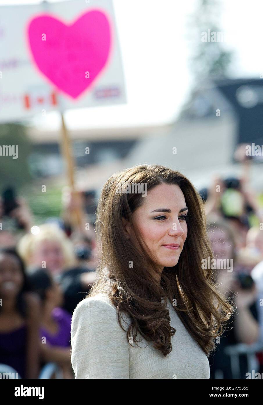 The Duchess of Cambridge, Kate, arrives at the civic plaza in ...