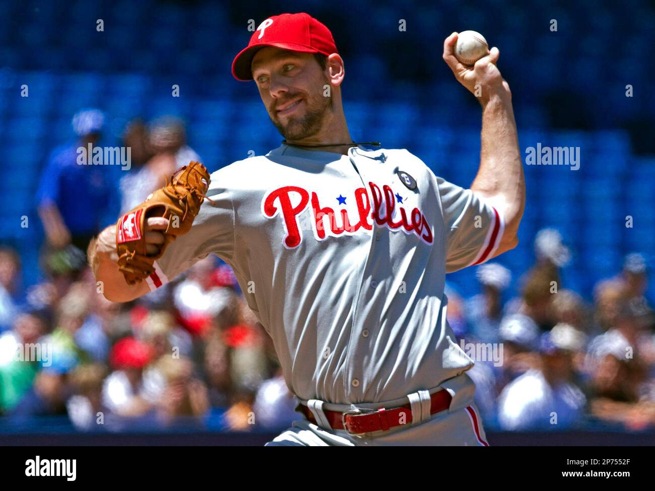 Philadelphia Phillies pitcher Cliff Lee works against the Toronto Blue ...