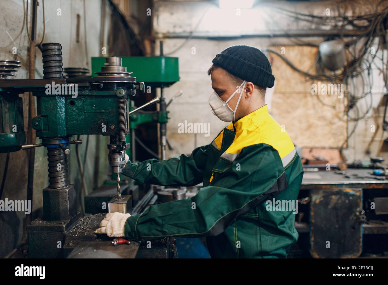 Engineer works on drilling hi-res stock photography and images - Alamy