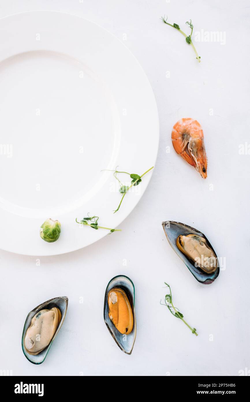 negative space seafood advertisement Stock Photo - Alamy