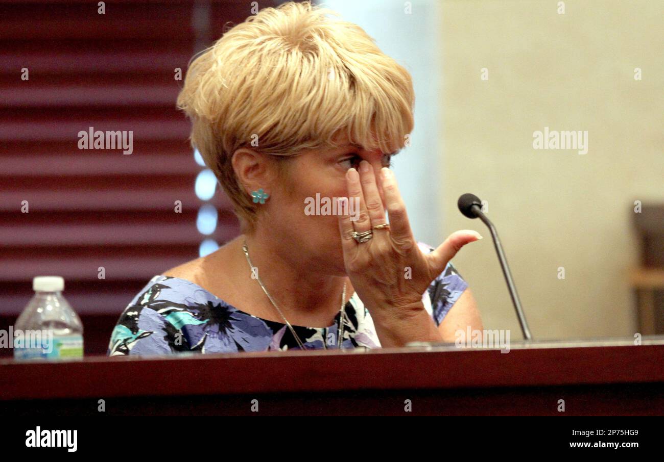 Cindy Anthony testifies for the second day in a row for the defense in ...