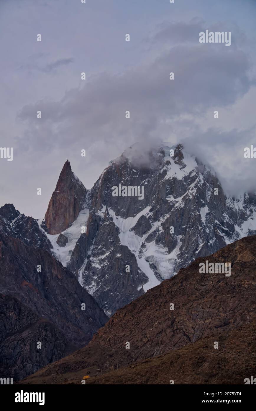 Bublimoting a 1000m Sheer pinnacle of black granite stands in the Ultar ...