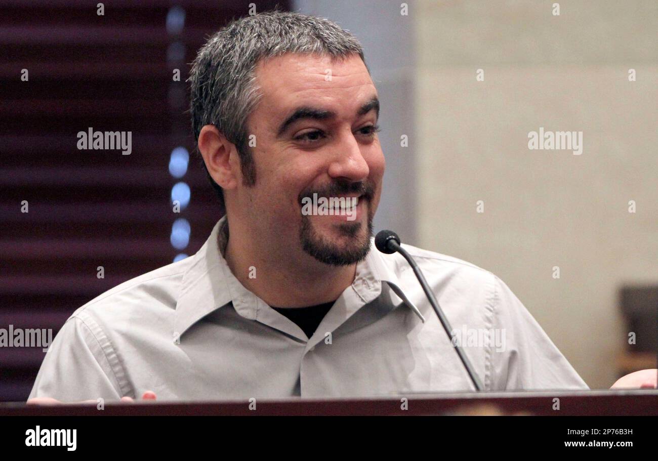 Lee Anthony testifies in the murder trial against his sister Casey ...