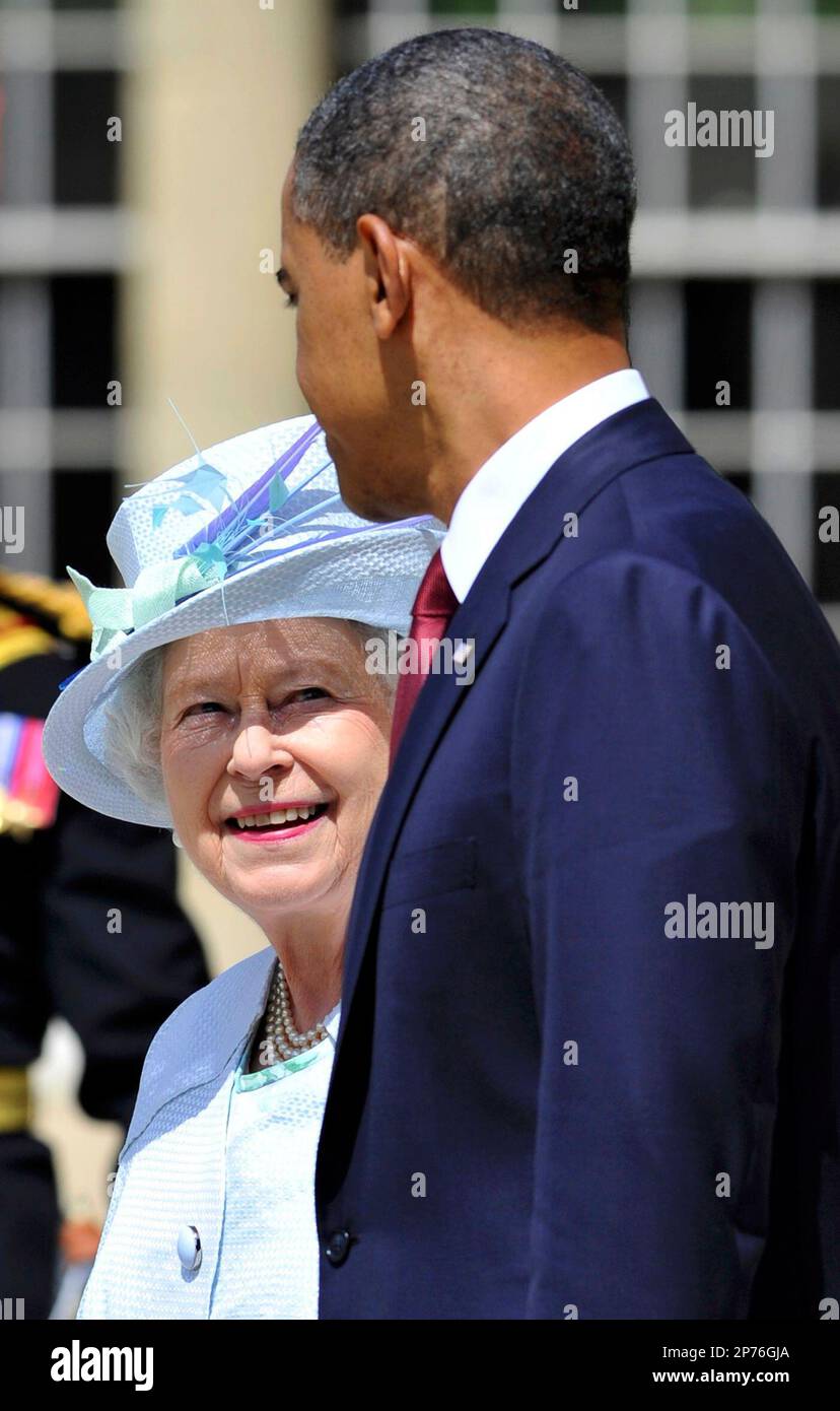 U.S. President Barack Obama and Britain's Queen Elizabeth attend the ...