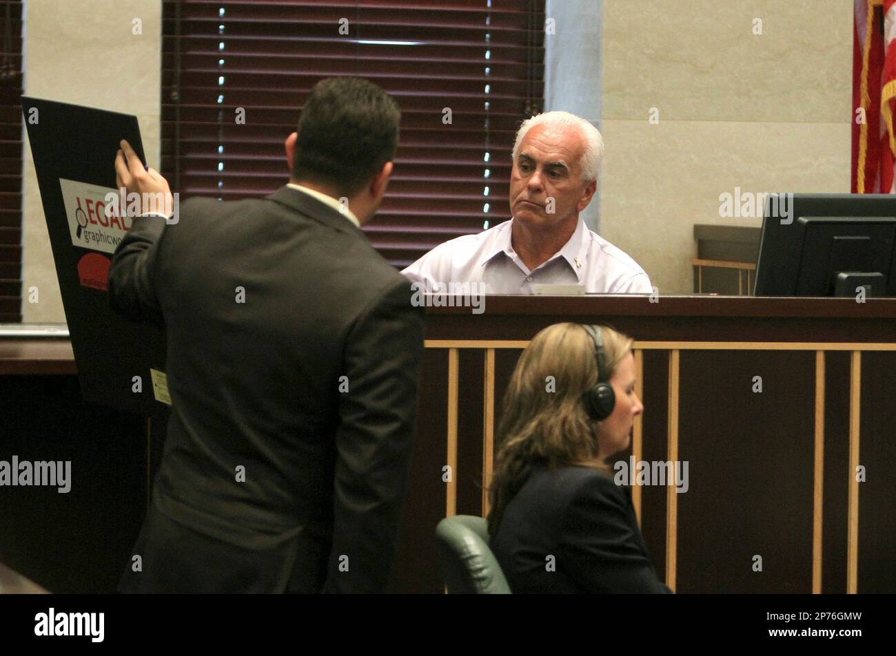 George Anthony right, takes questions from attorney Jose Baez, on the ...