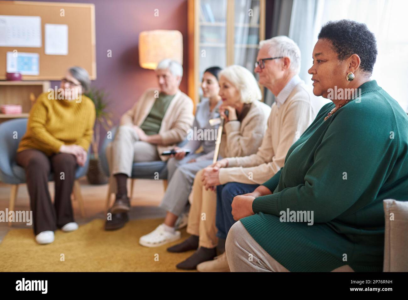 Man woman row tv hi-res stock photography and images - Alamy