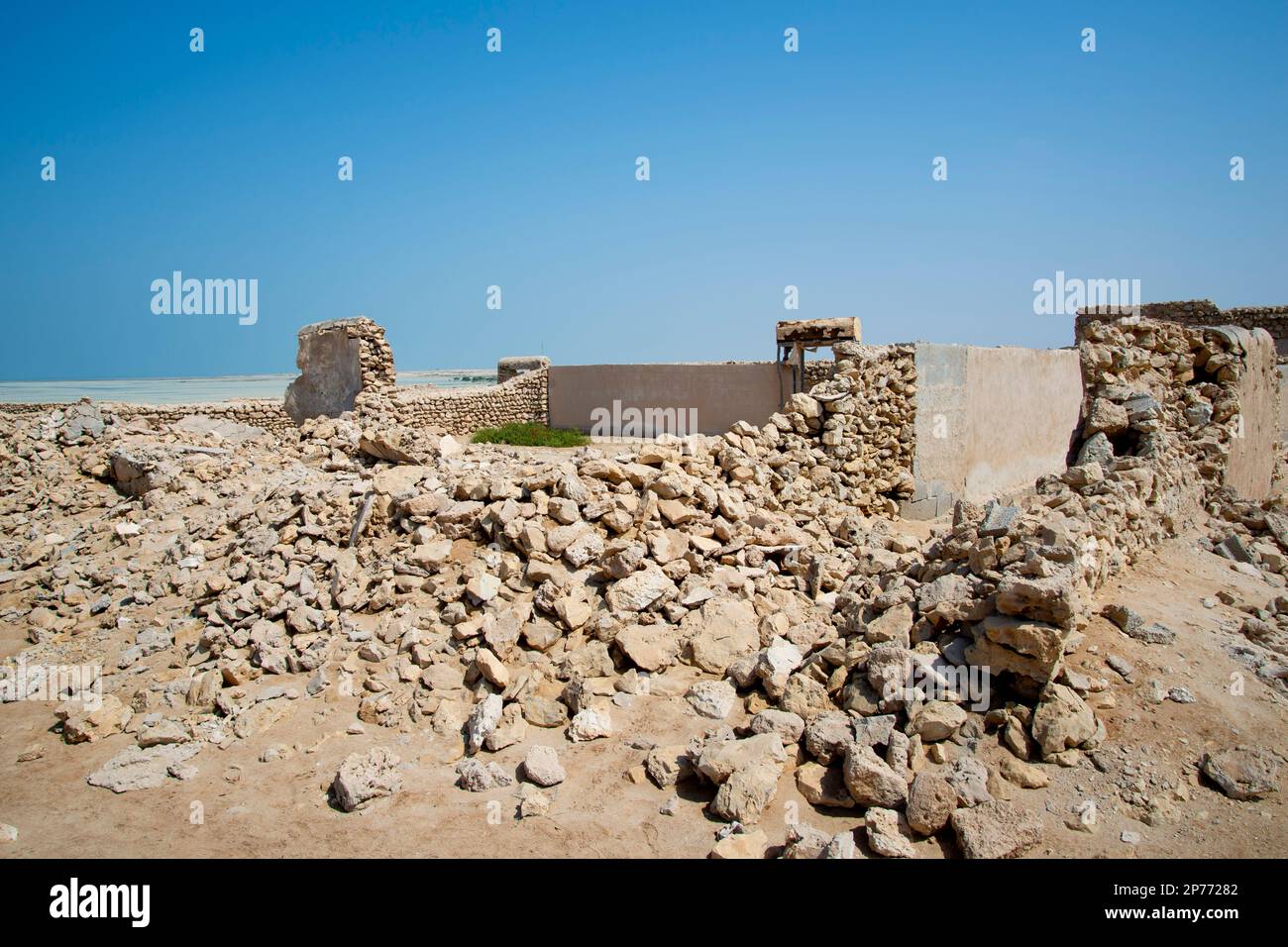 Al Jumail Abandoned Pearling and Fishing Village - Qatar Stock Photo ...