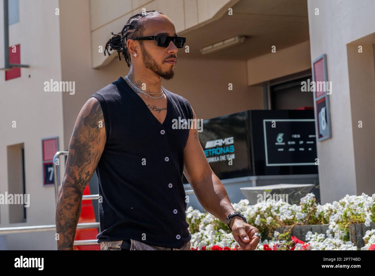 MANAMA, BAHRAIN, Sakhir circuit, 3. March 2023: #44, Lewis HAMILTON ...