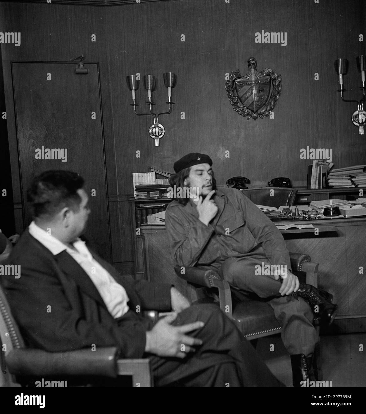 Cuban revolutionary hero Ernesto "Che" Guevara, right center, at an ...