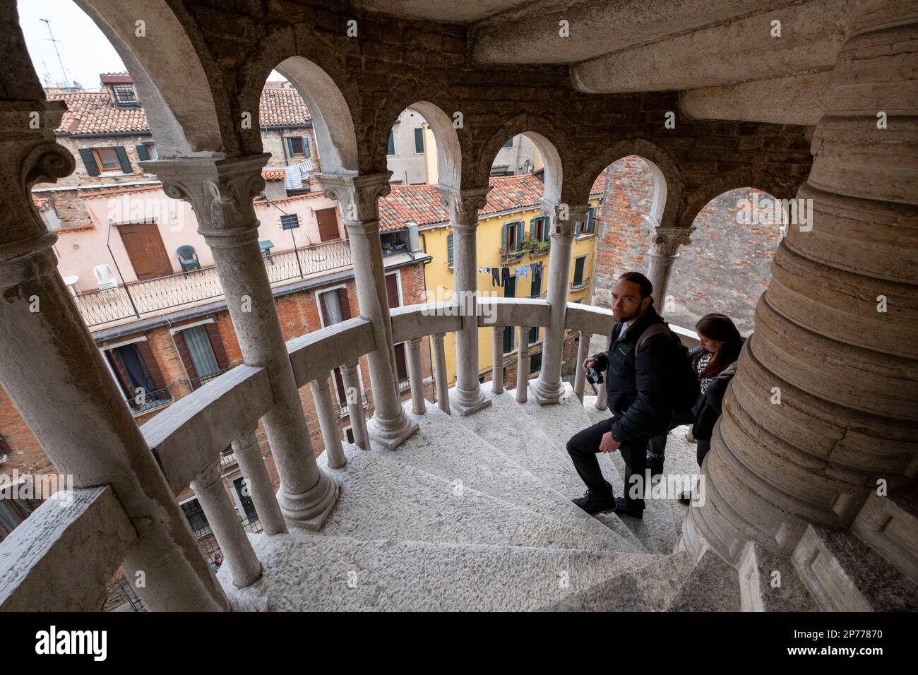 Scala Contarini del Bovolo, Palazzo Contarini del Bovolo, Venice, Italy ...