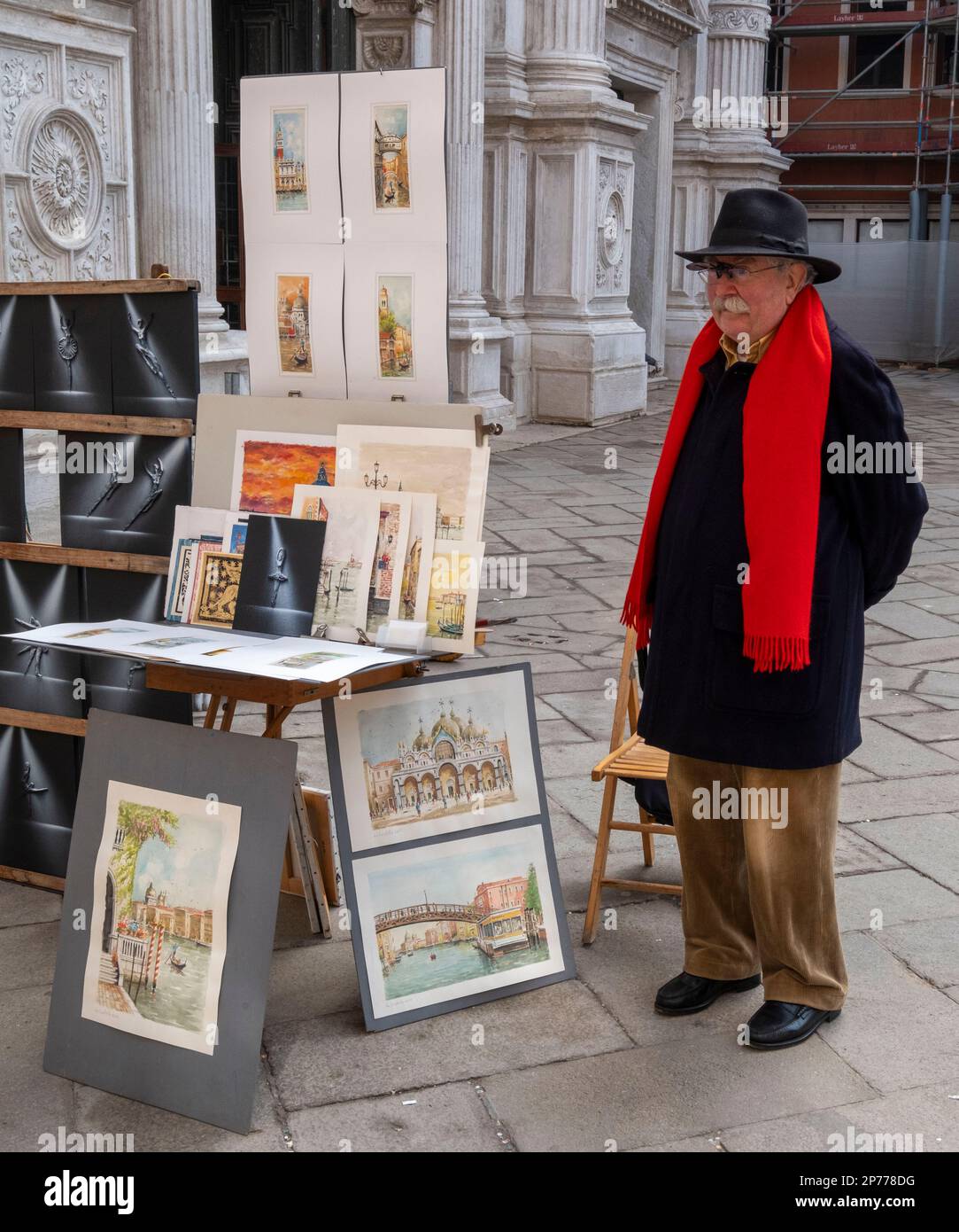 Street artist painting at San Marco, Venice Italy Stock Photo - Alamy