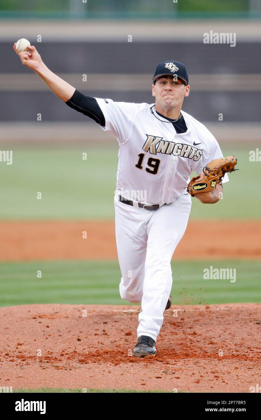 April 20, 2011: UCF starting right hand pitcher Chase Bradford (19 ...