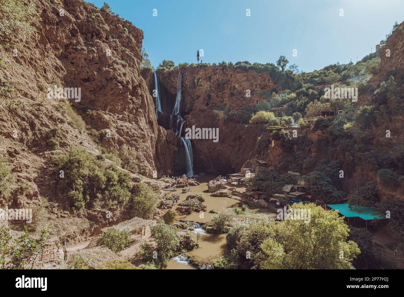 Travel images of Morocco, Marrakesh and Casablanca. Includes images of ...