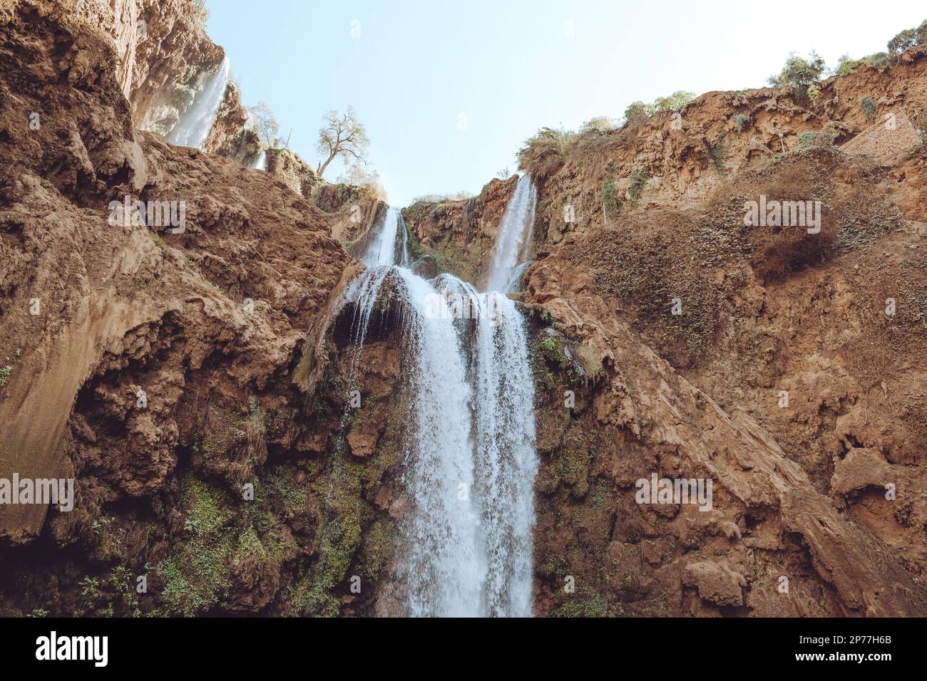 Travel images of Morocco, Marrakesh and Casablanca. Includes images of ...