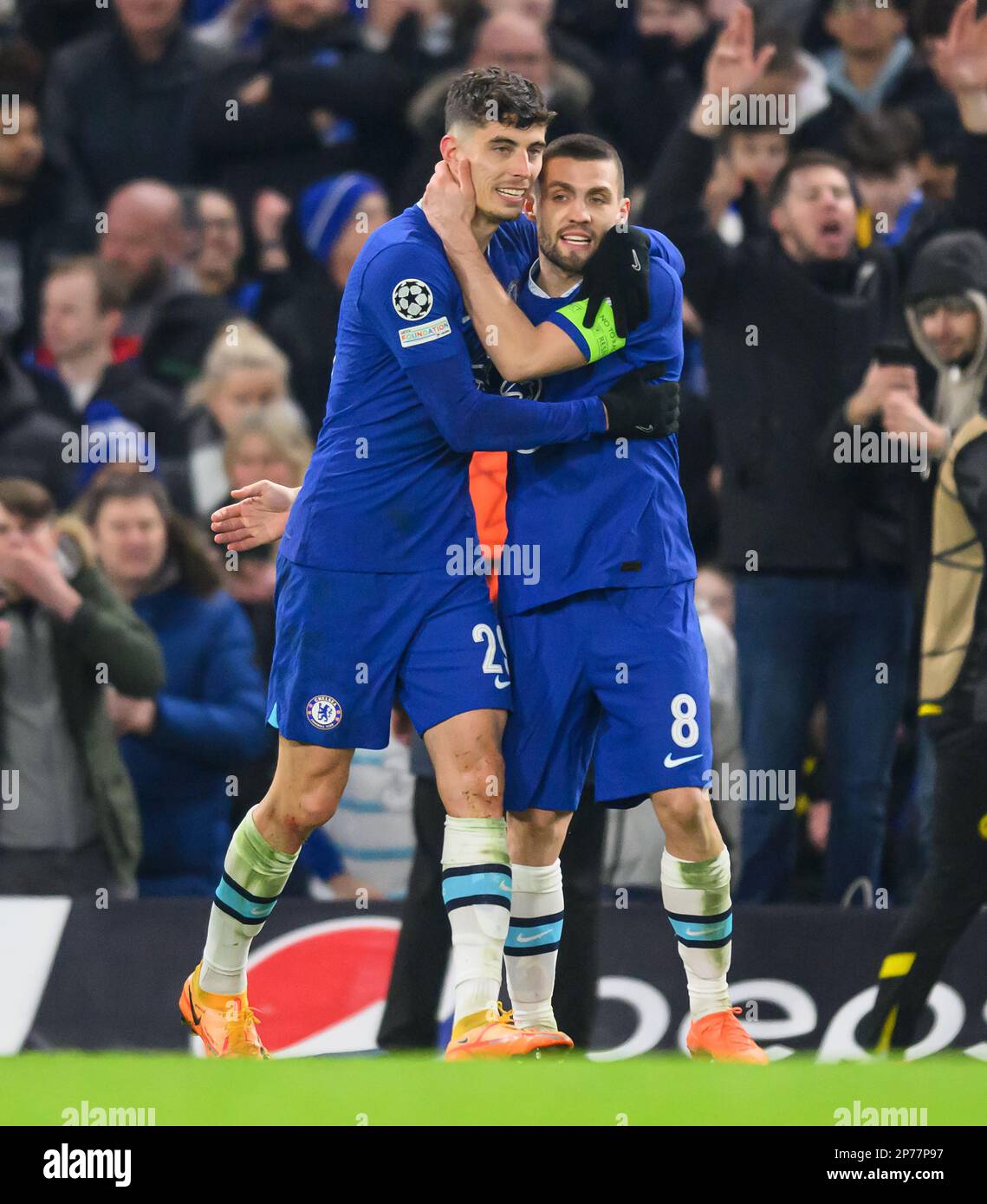 Mateo kovacic chelsea havertz hi-res stock photography and images - Alamy