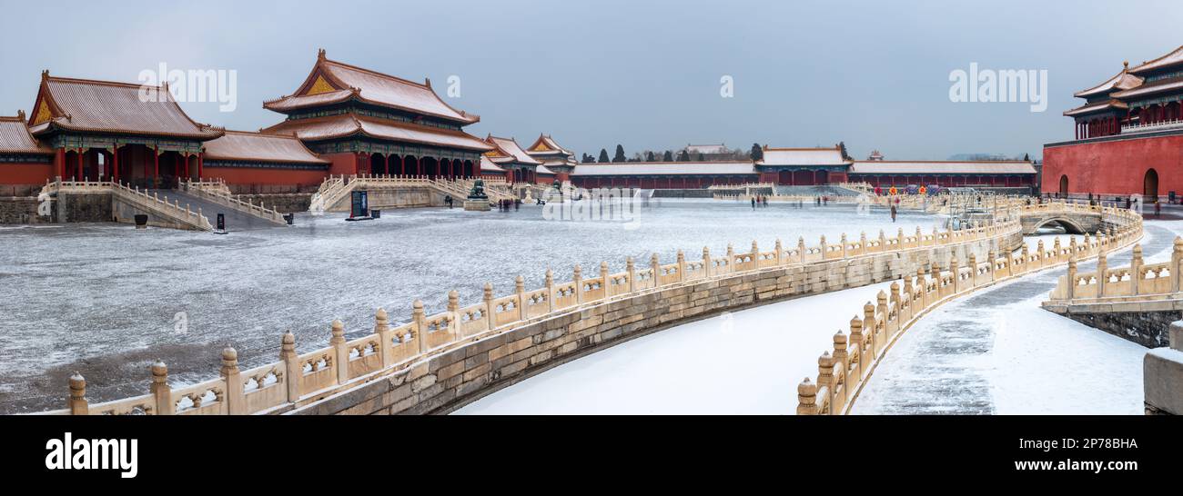 snow view of the Imperial Palace Stock Photo - Alamy