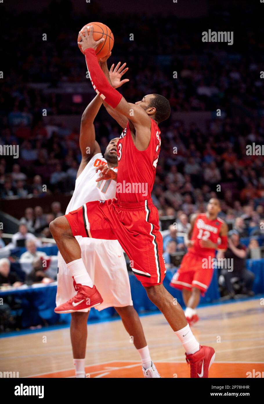 March 10 2011: St. John's guard Paris Horne (23) drives toward the ...