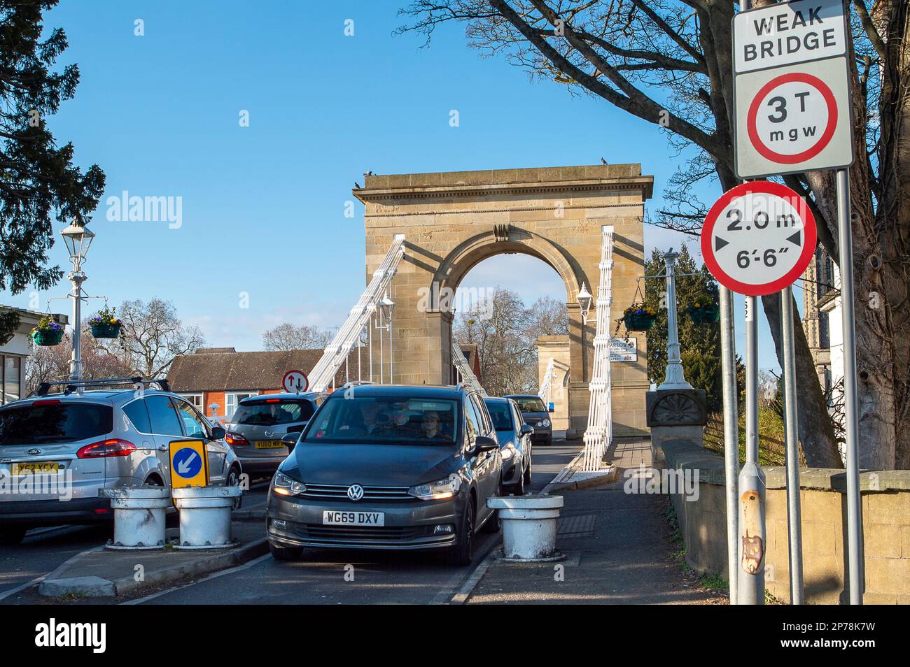 Marlow, Buckinghamshire, UK. 2nd March, 2023. Traffic crosses Marlow ...