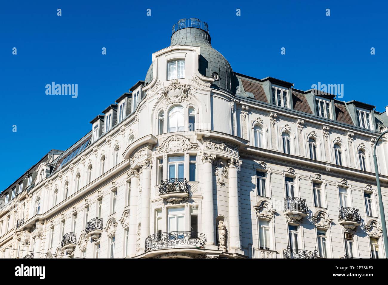 Facade of an old classic building with statues in Innere Stadt, Vienna ...