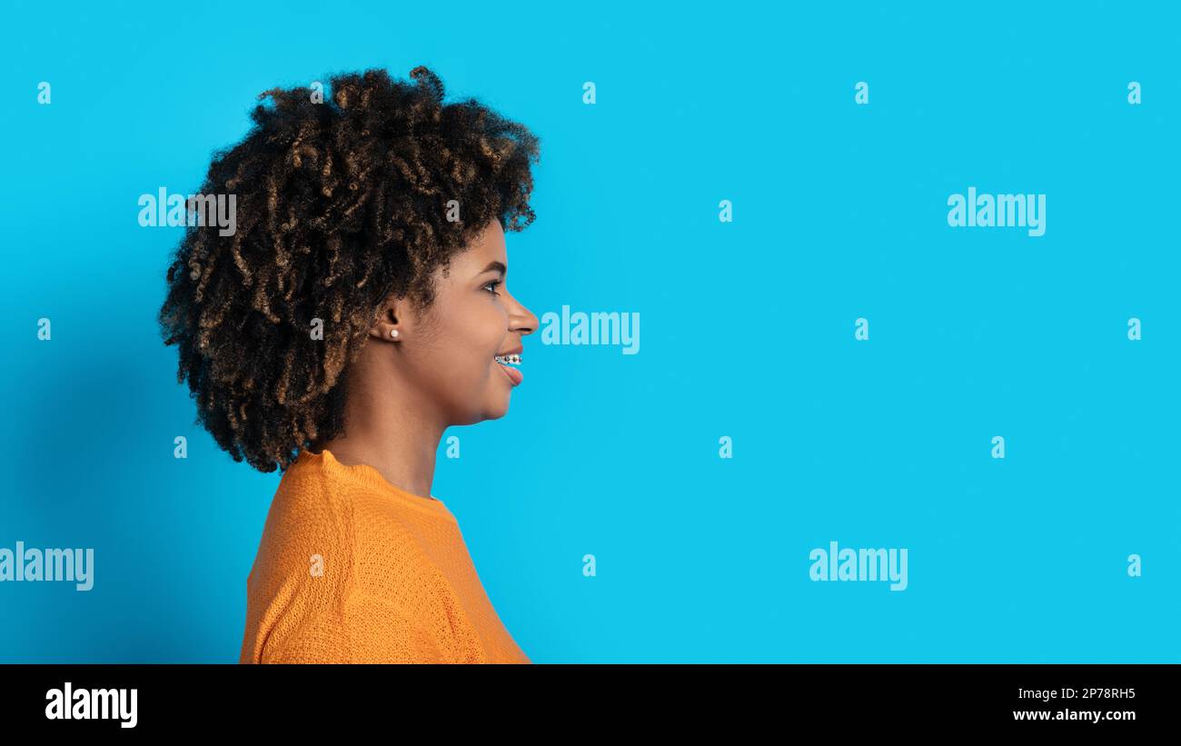 Black lady side profile hi-res stock photography and images - Alamy