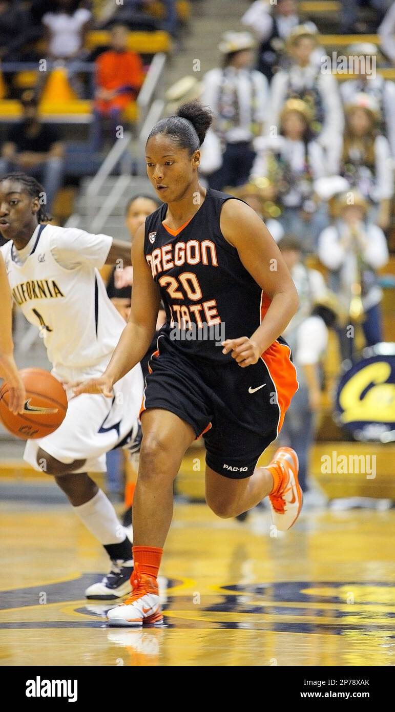 February 26 2011 During the NCAA Womens Basketball Game Between Oregon ...