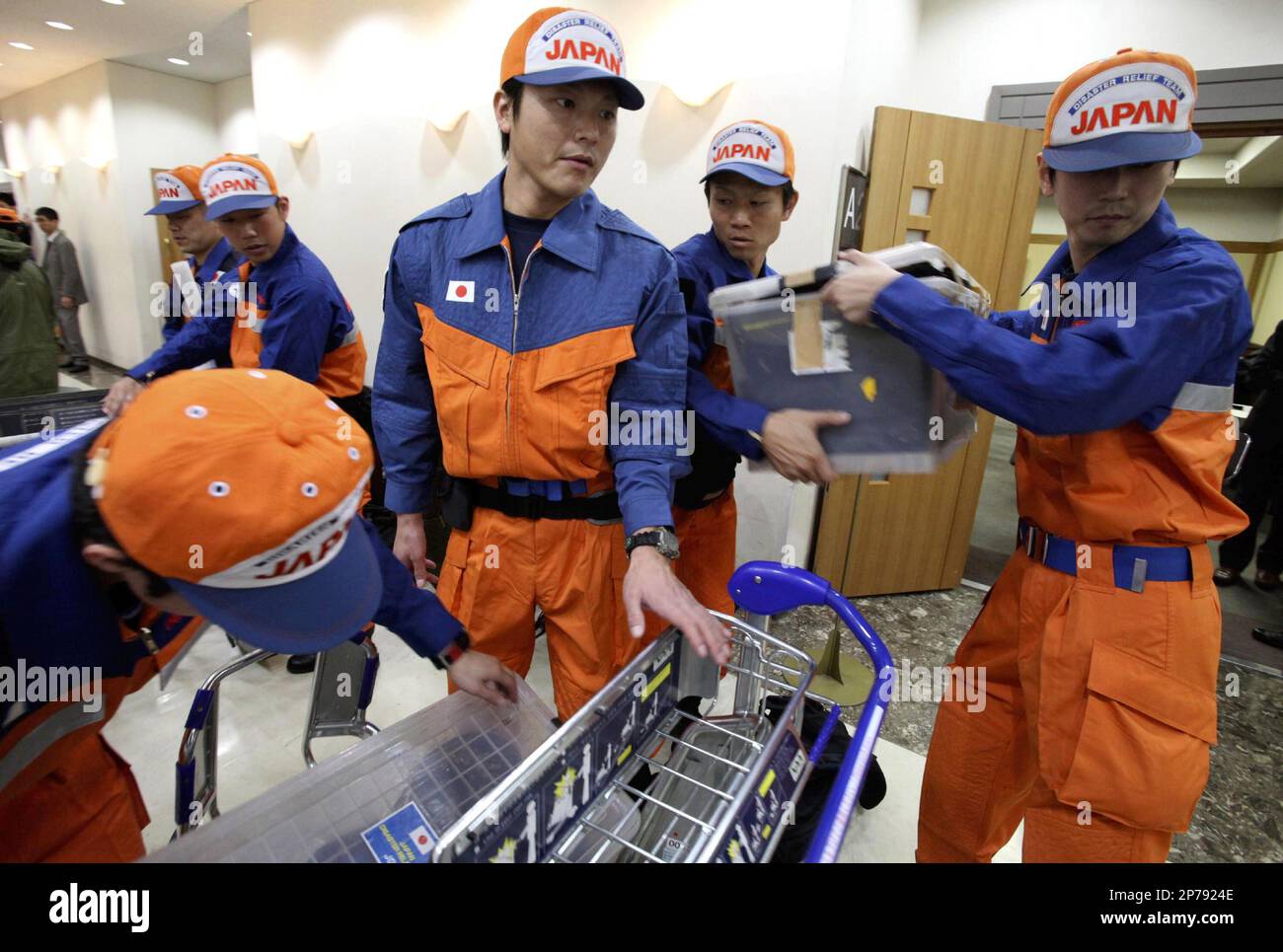 Members of the Japan Disaster Relief (JDR) Team for New Zealand ...