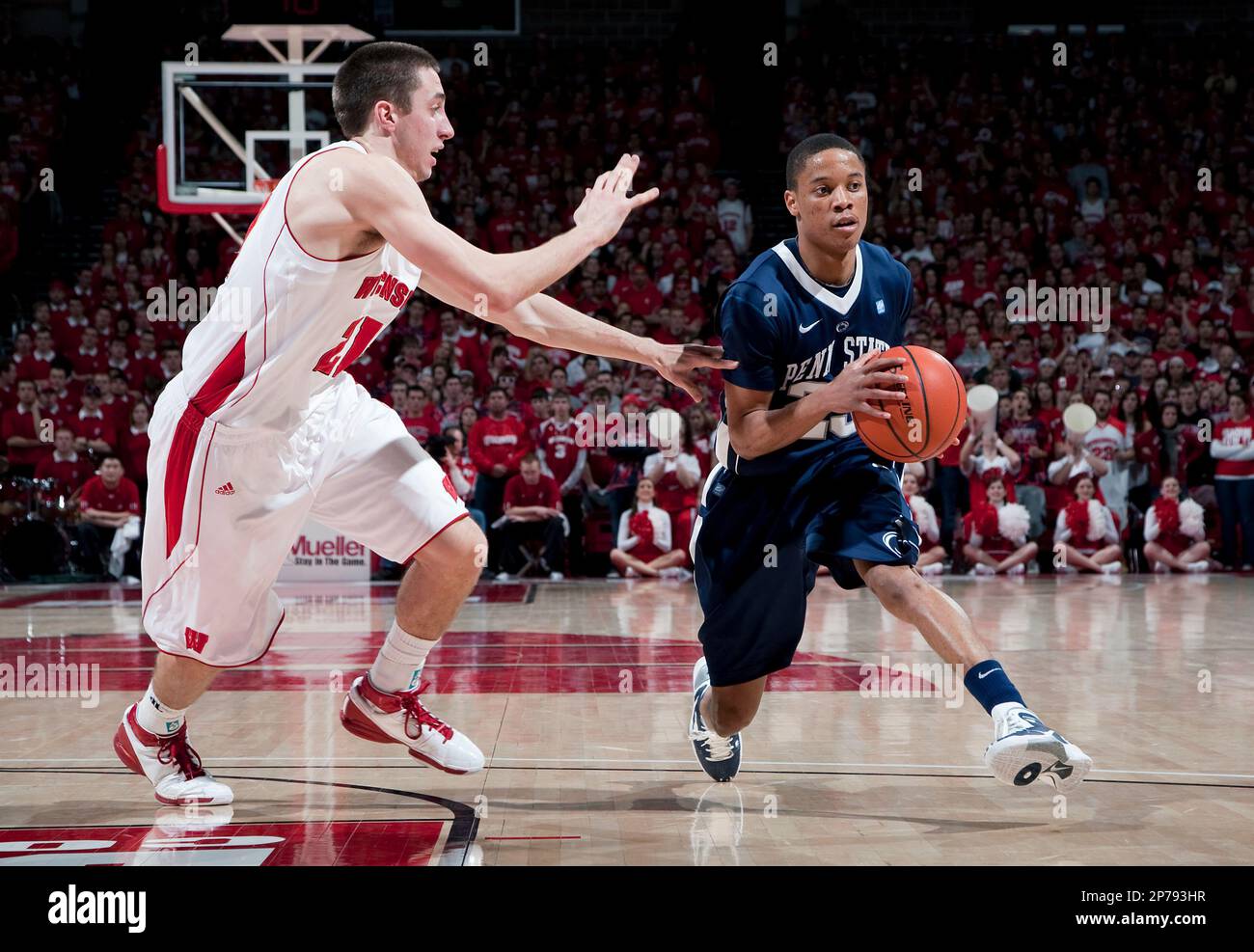 Wisconsin Badgers guard Josh Gasser (21) defends against Penn State ...
