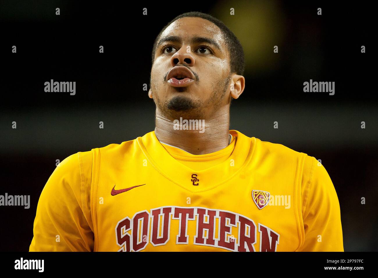 Southern California guard Jio Fontan (2) prepares for a free-throw ...