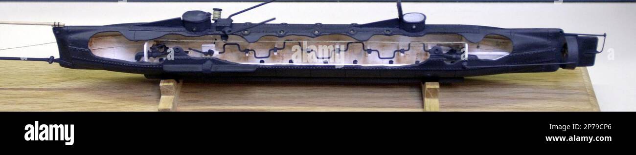 A cutaway model view of the submarine H.L. Hunley.The first submarine ...